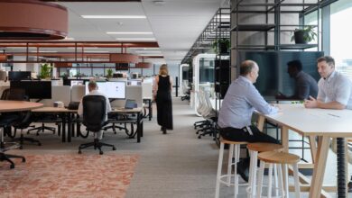 Physical Proximity Has Big Effects in the Workplace | SocioToday